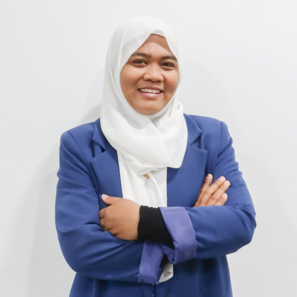 Nia Deliana, Ph.D. - Faculty of Social Sciences UIII