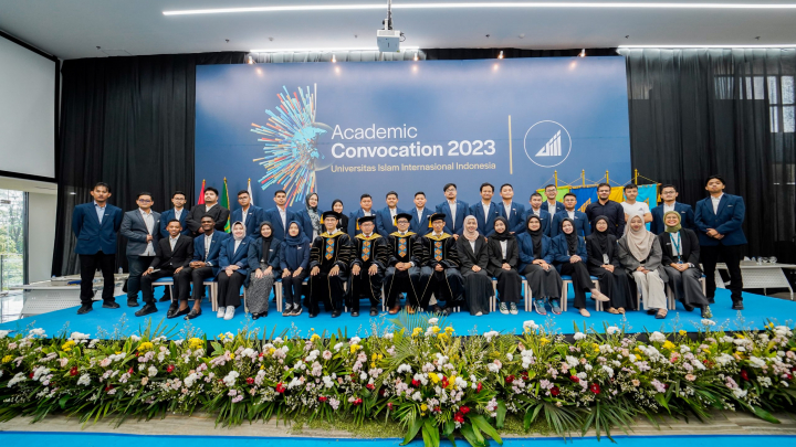 Faculty of Social Sciences - Faculty of Social Sciences UIII